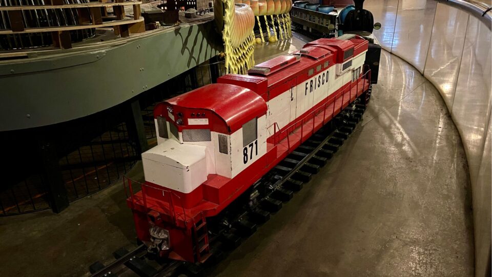 'City Express' Train - City Museum